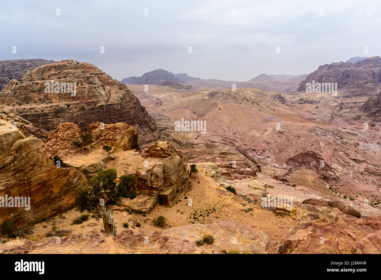 Jordan, Ma'an Gouvernement, Petra District, The legendary rock city of ...