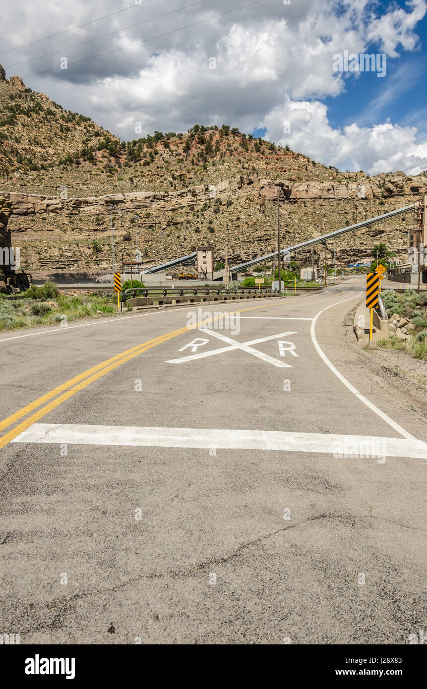 Railroad signs hi-res stock photography and images - Alamy