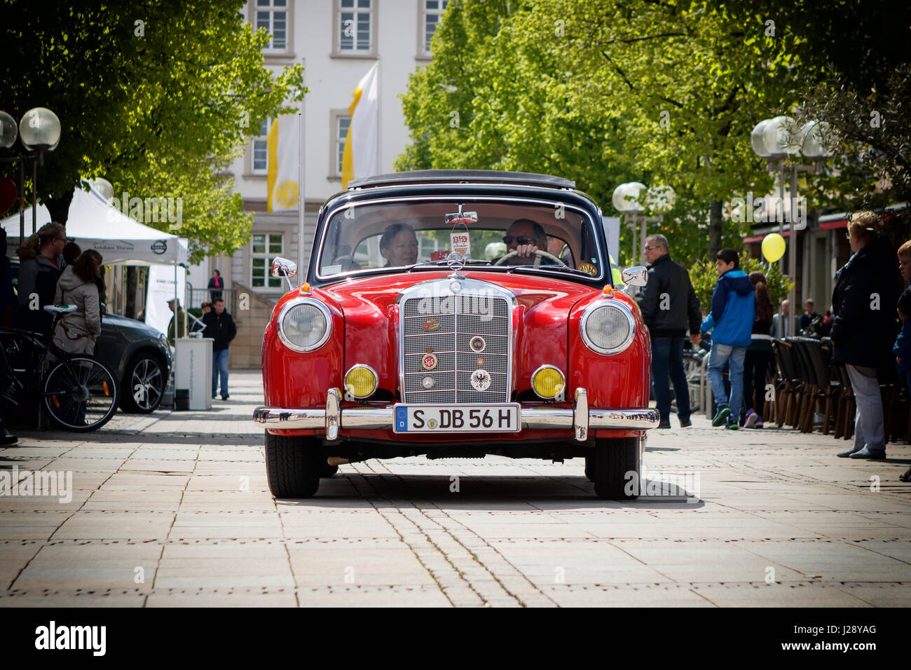Mercedes benz w105 hi-res stock photography and images - Alamy