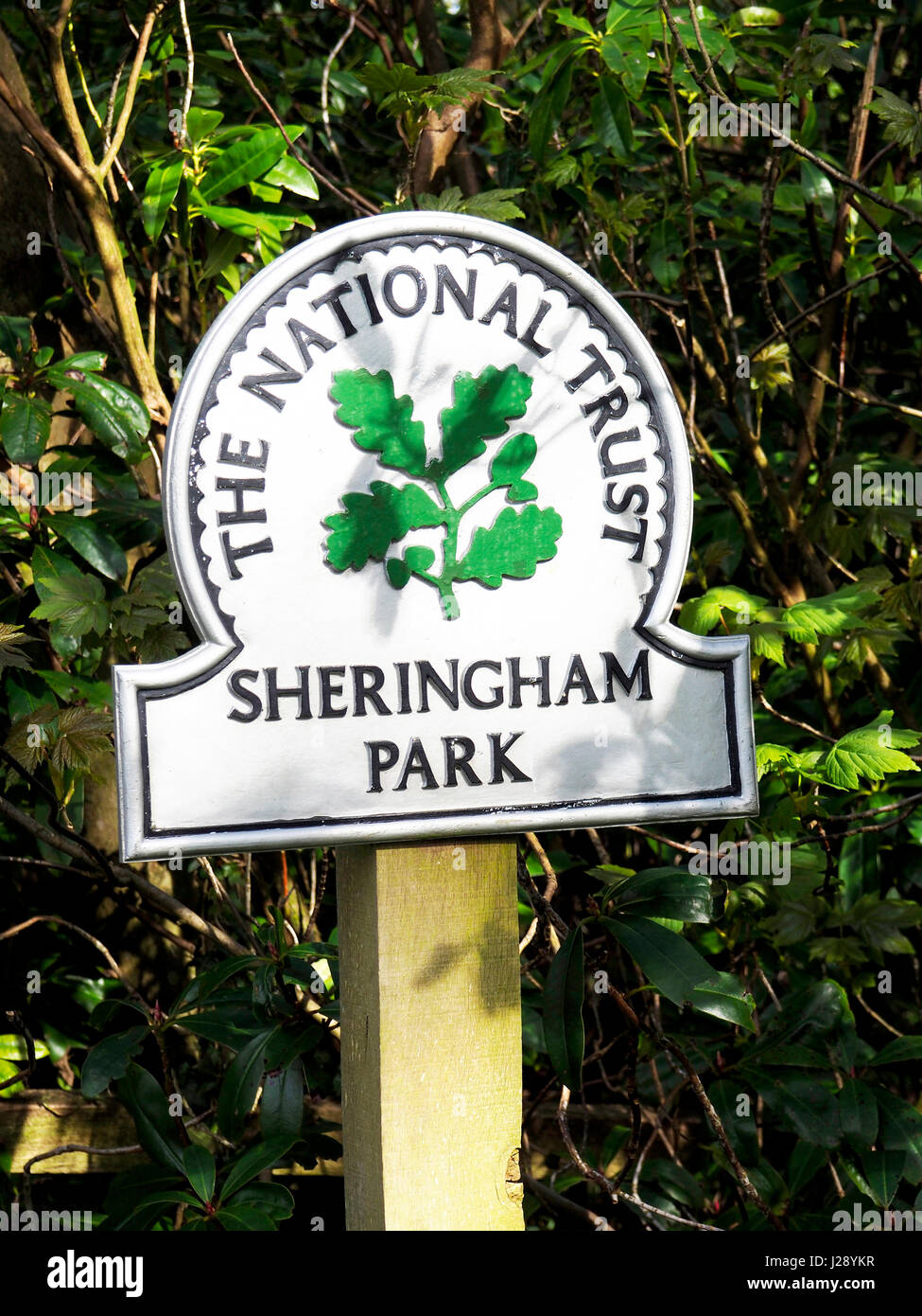 National trust sign landscape hi-res stock photography and images - Alamy