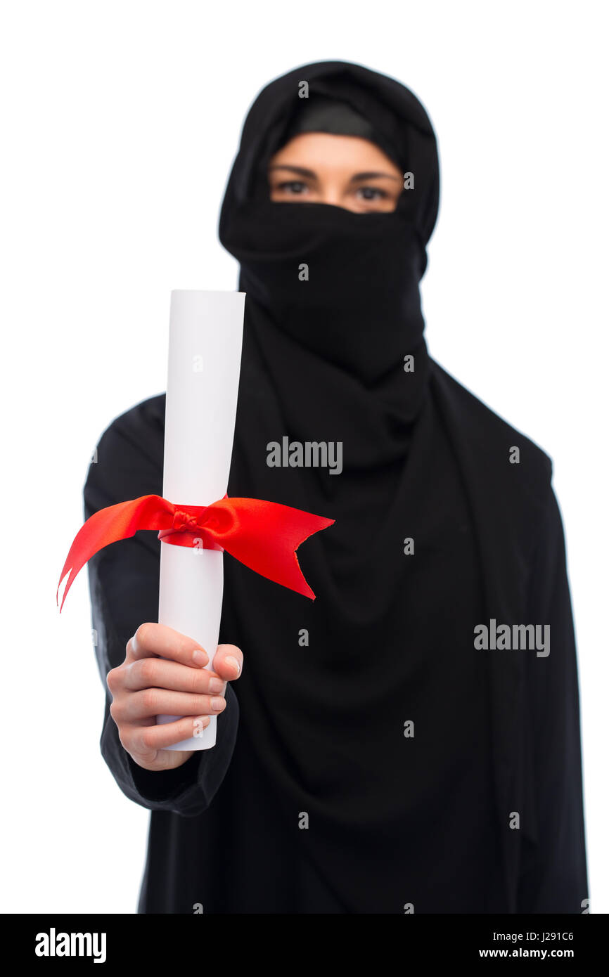 Muslim graduation hi-res stock photography and images - Alamy