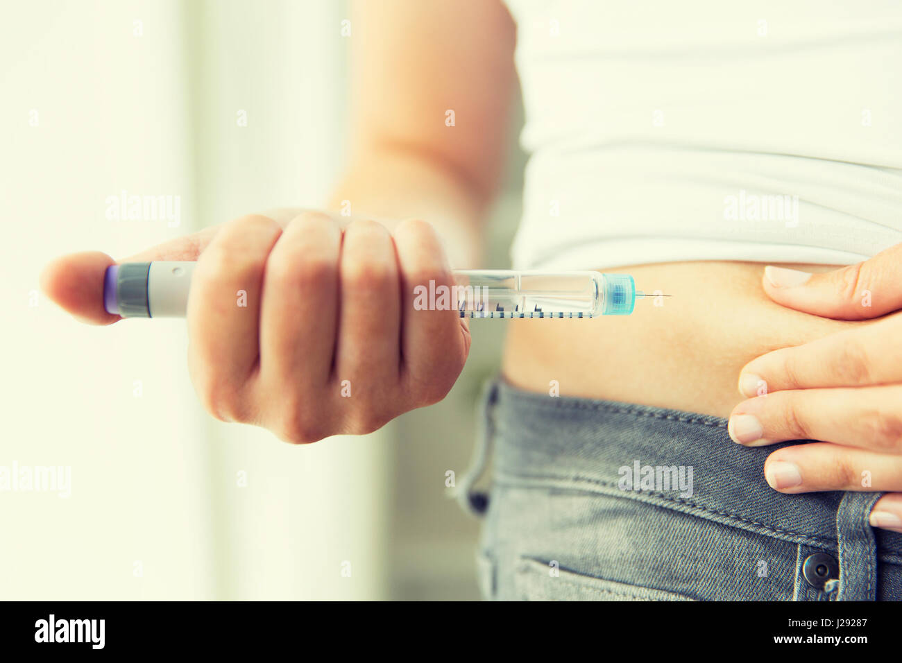 Insulin pen hi-res stock photography and images - Alamy
