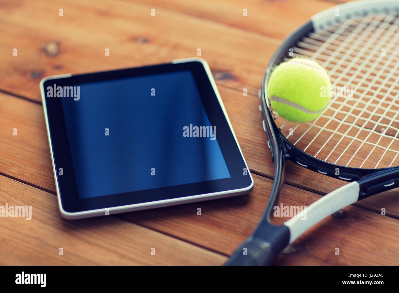 Tennis computer hi-res stock photography and images - Alamy