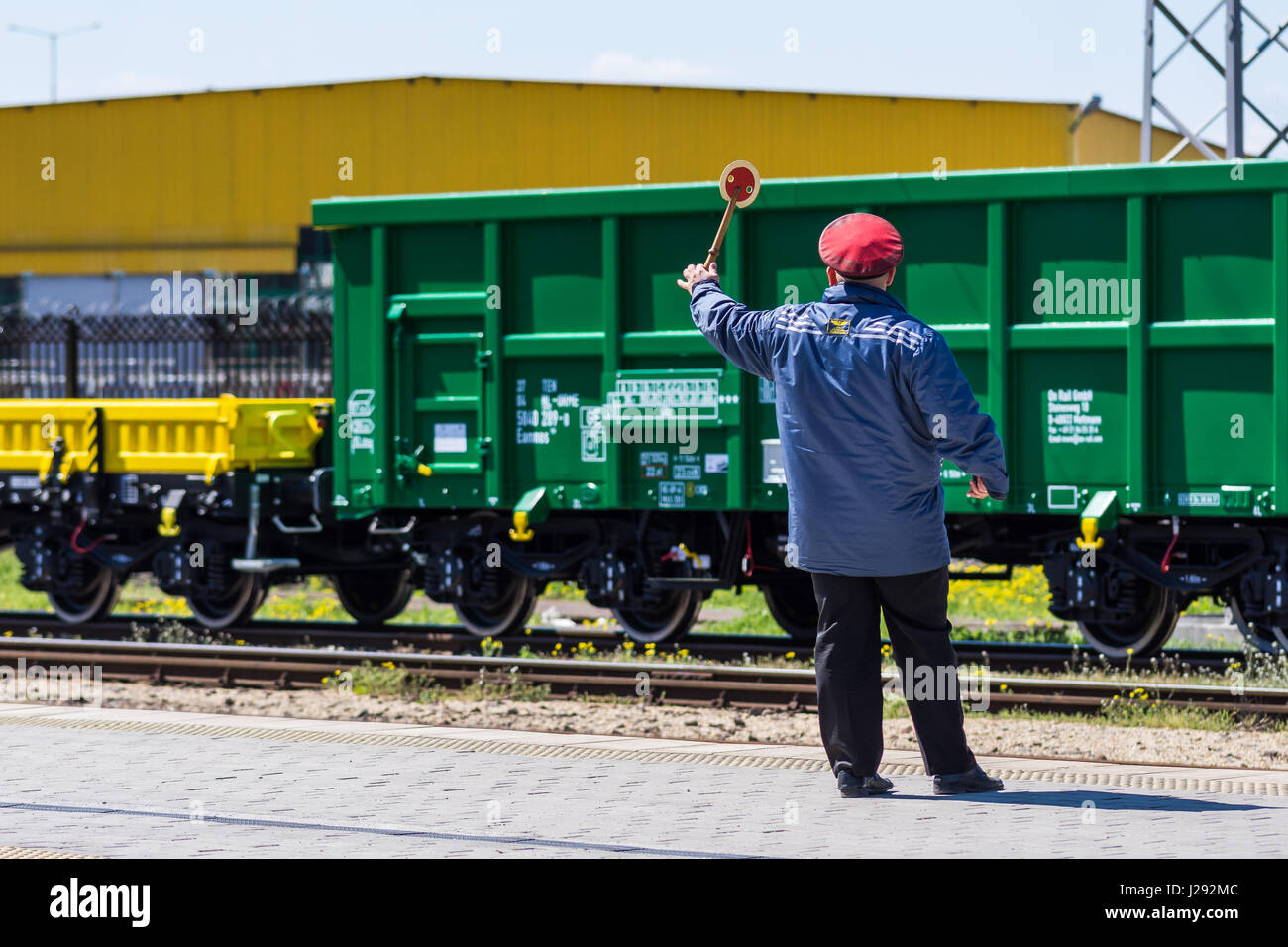 Bogie box wagons hi-res stock photography and images - Alamy