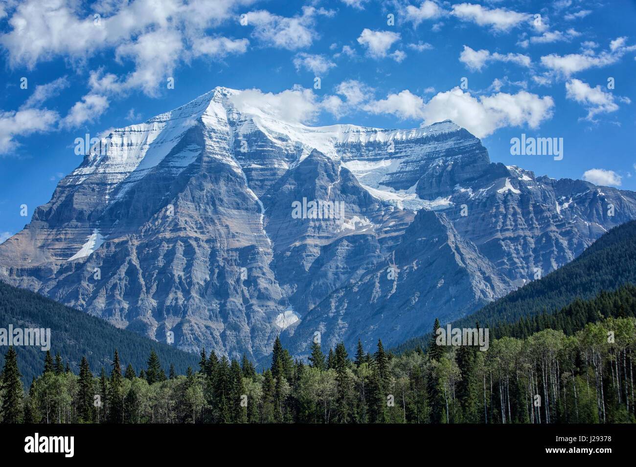 Mount Robson, Mount Robson Provincial Park, British Columbia, Canada ...