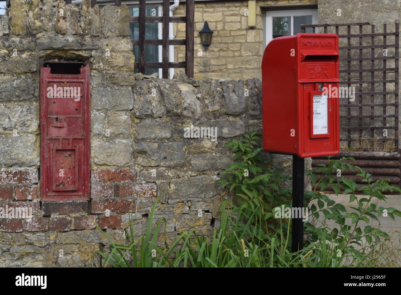 Red post box gibraltar hi-res stock photography and images - Alamy