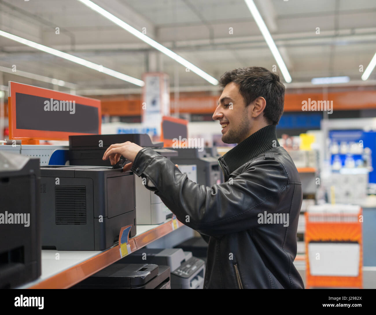 Customer device hi-res stock photography and images - Alamy
