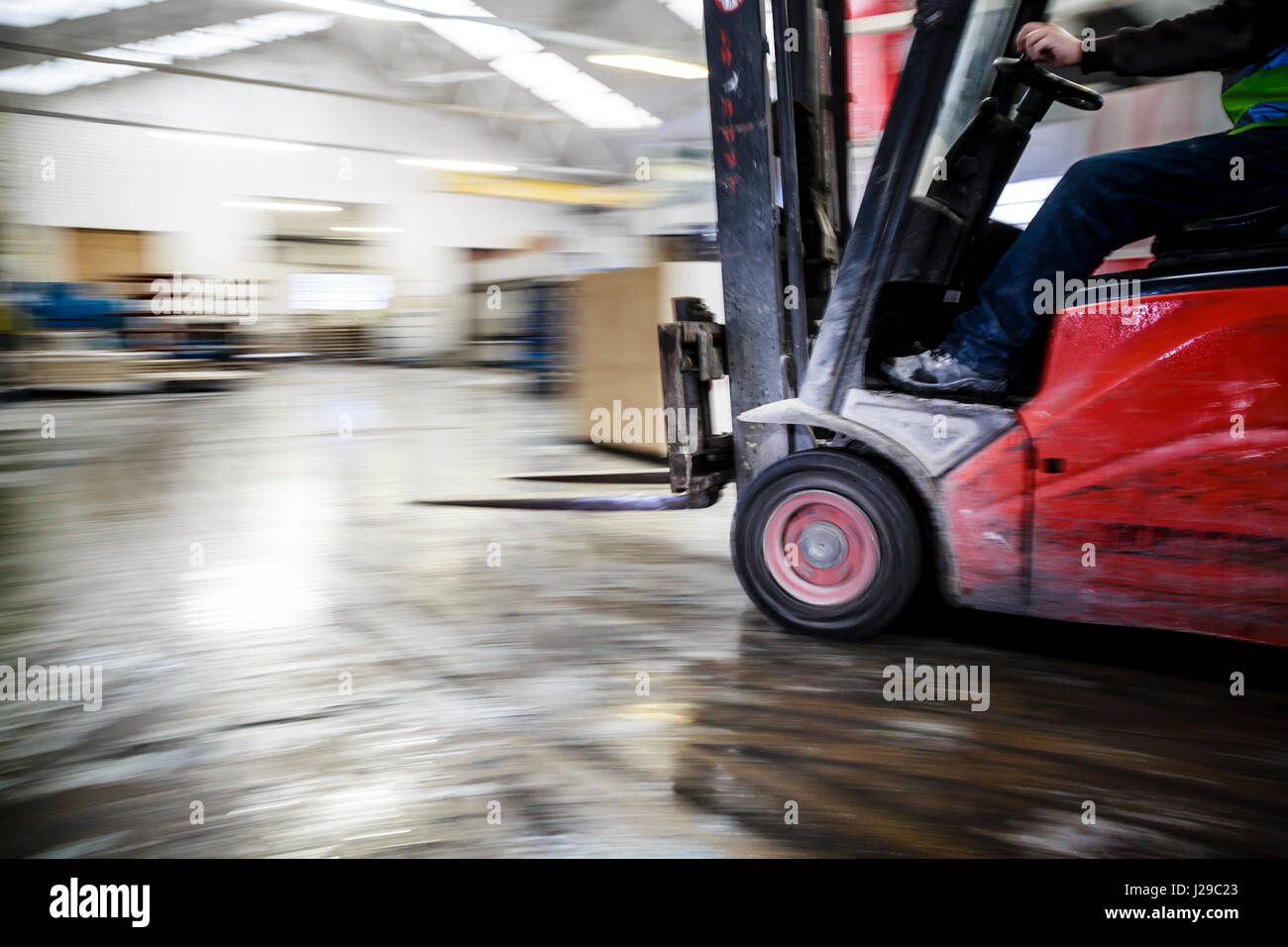 Forklift load hi-res stock photography and images - Alamy