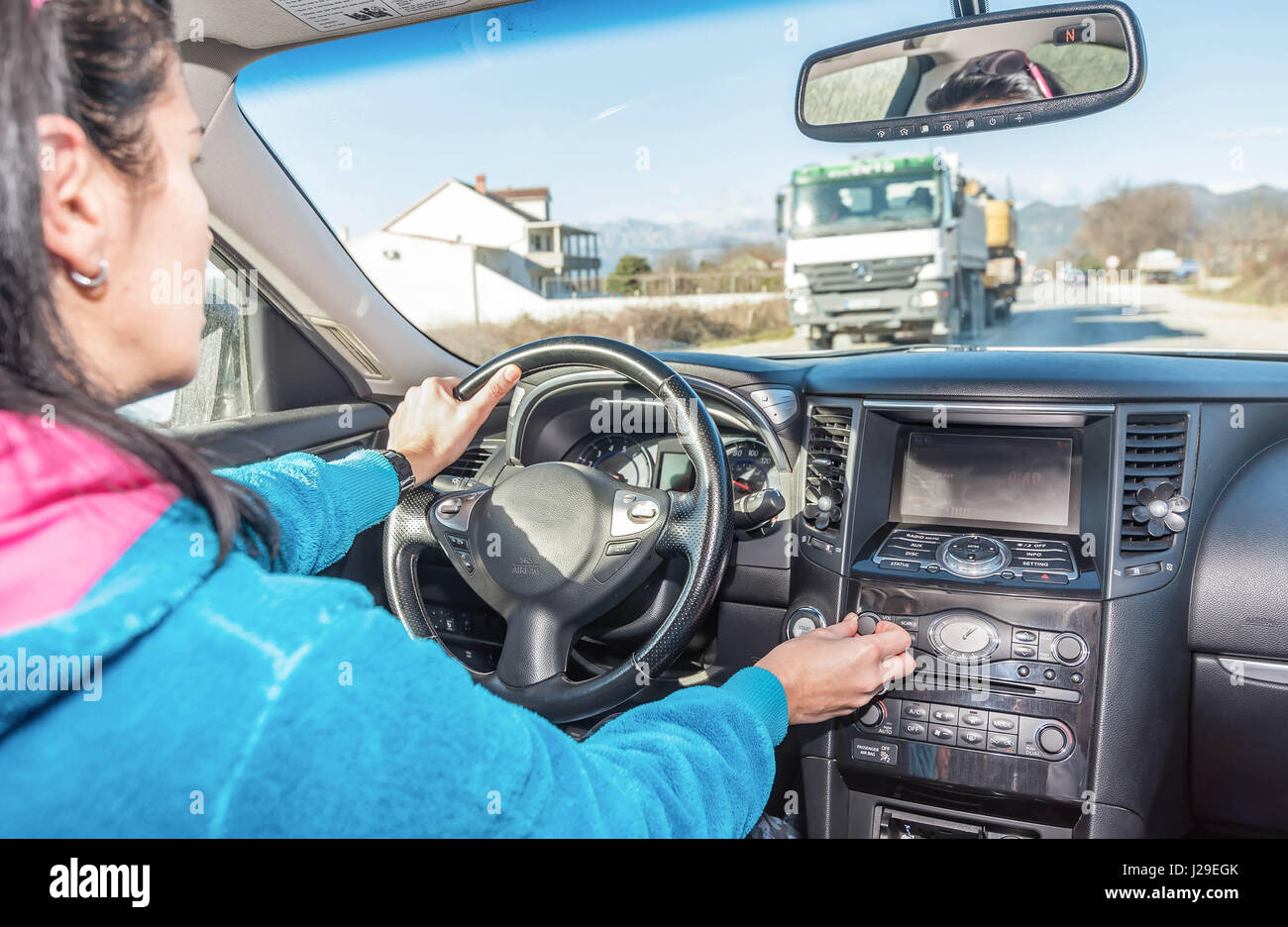 Vehicle audio hi-res stock photography and images - Alamy