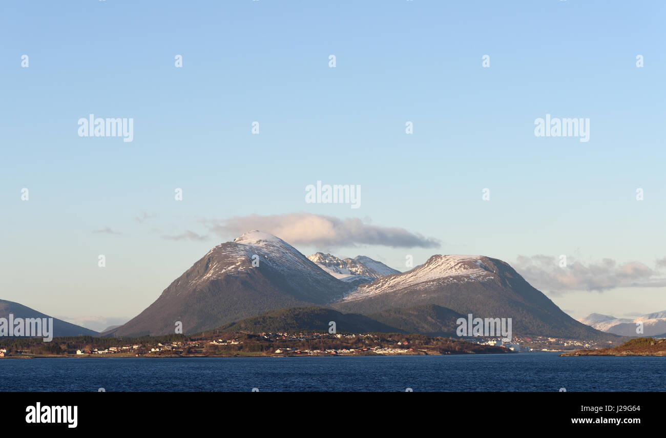 Villages and mountains on the Julsundet strait at the mouth of the ...