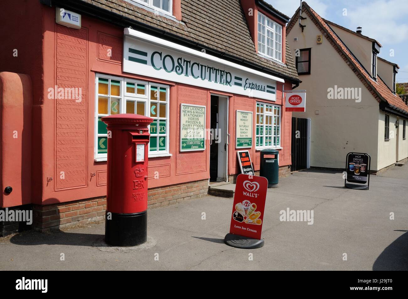 Village Stores and Post Office, Ickleton, Cambridgeshire Stock Photo ...