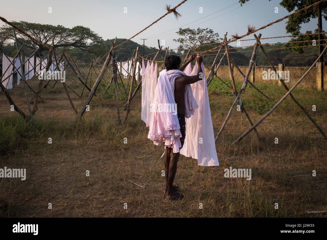 Clothes drying india hi-res stock photography and images - Alamy