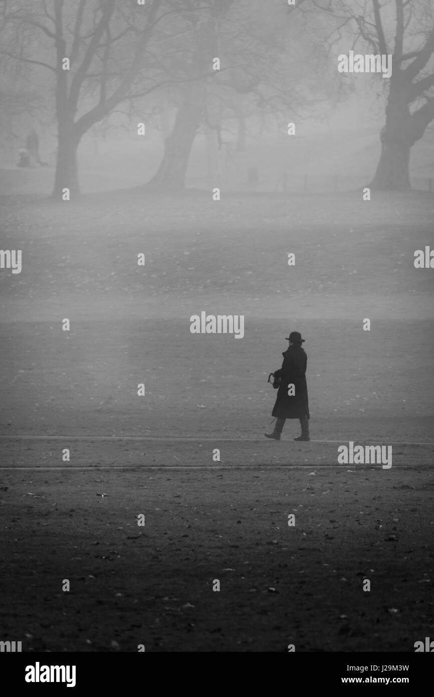 Urban park, uk Black and White Stock Photos & Images - Alamy