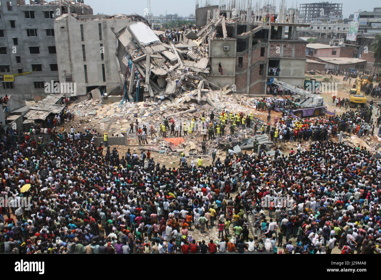 Pana plaza building collapsed hi-res stock photography and images - Alamy