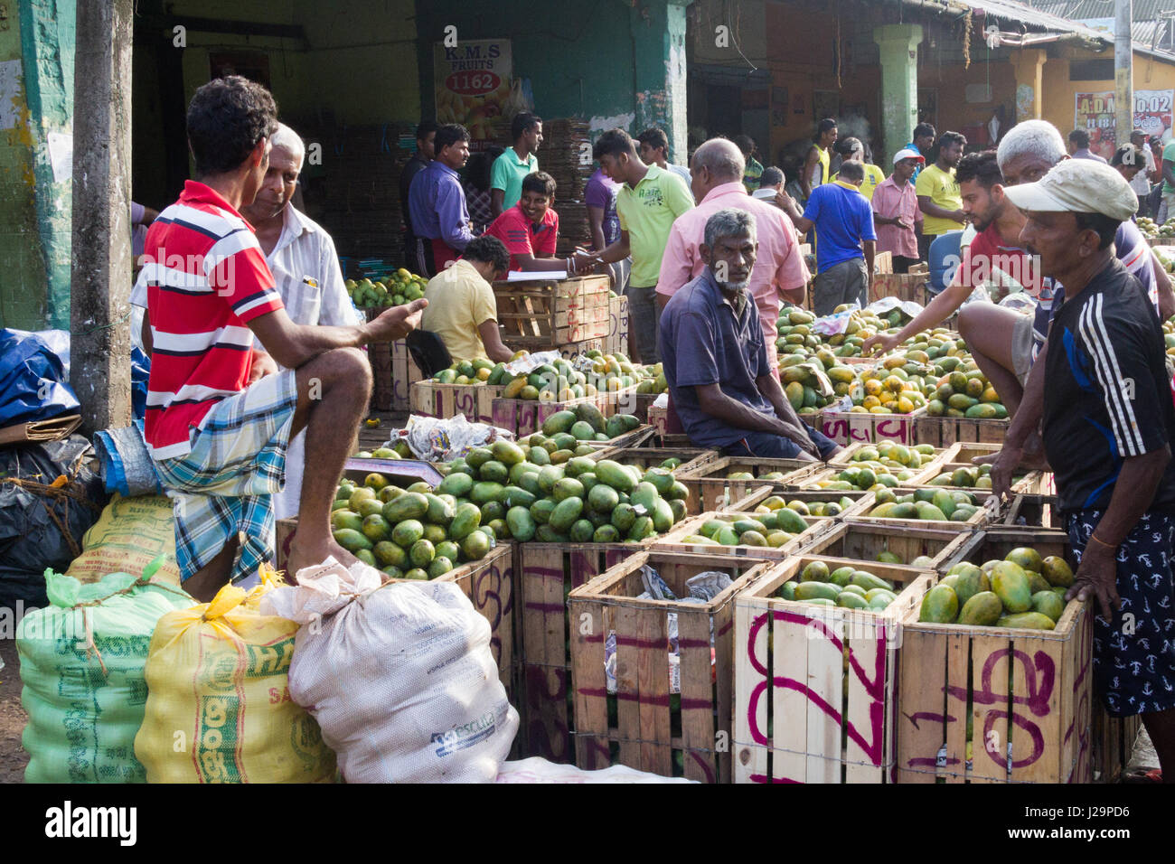 Customers and vendors on Manning market, Pettah District, Colombo, Sri ...