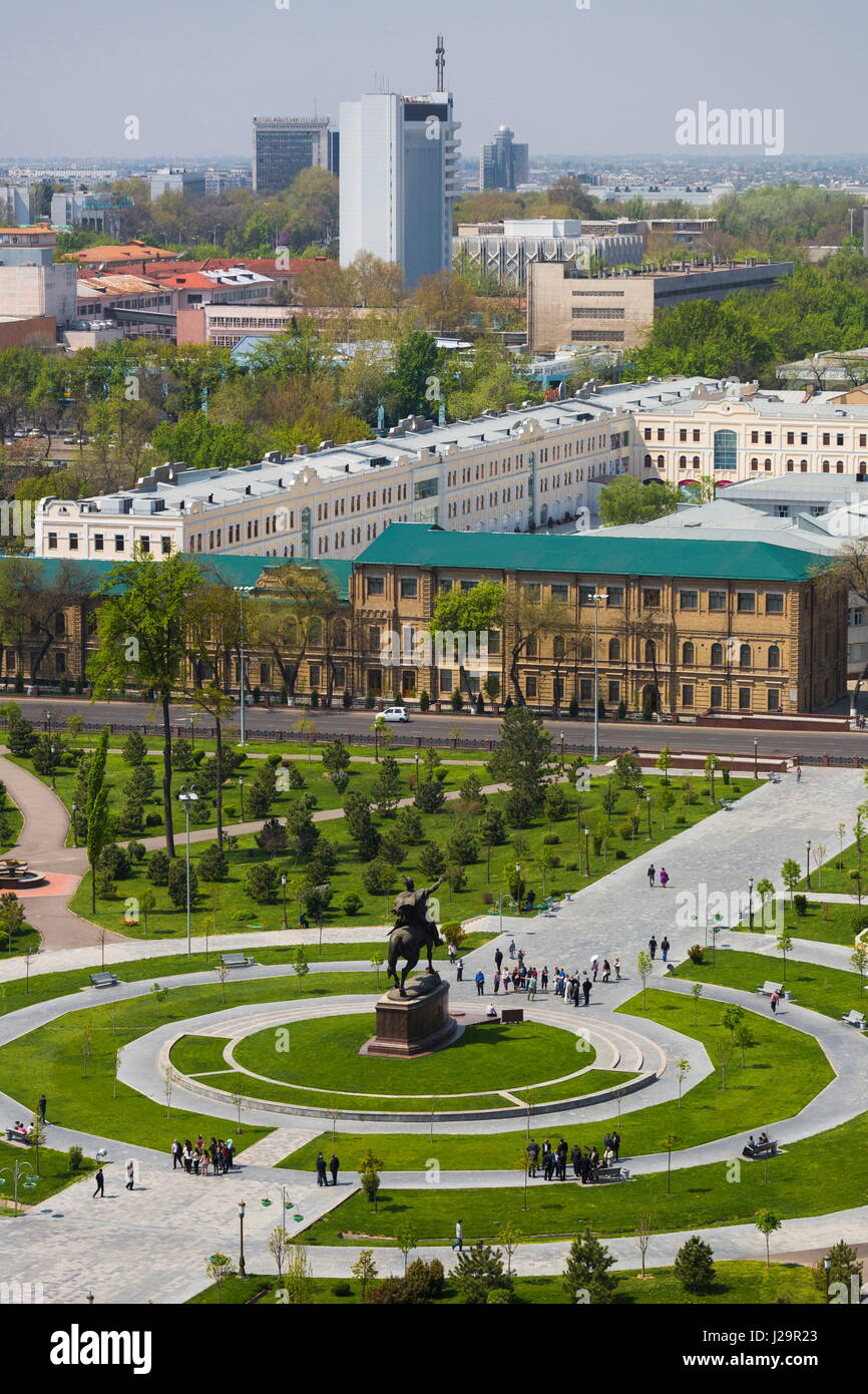 Uzbekistan, Tashkent, Amir Timur Square, Russian era buildings Stock ...