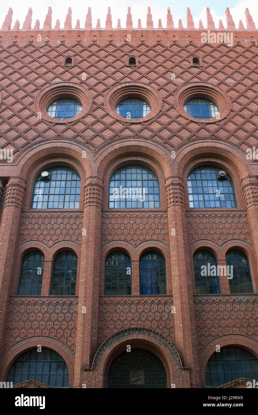 France, Paris 6th district, Rue Michelet, Institute of Art and ...
