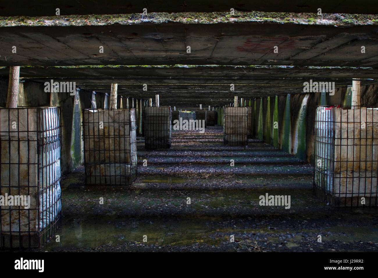 France, Loire-Atlanique, Saint-Nazaire, submarine base, bombs exploding ...