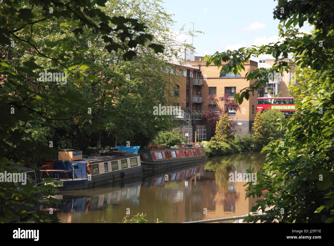 Islington canal london 19th century hi-res stock photography and images - Alamy
