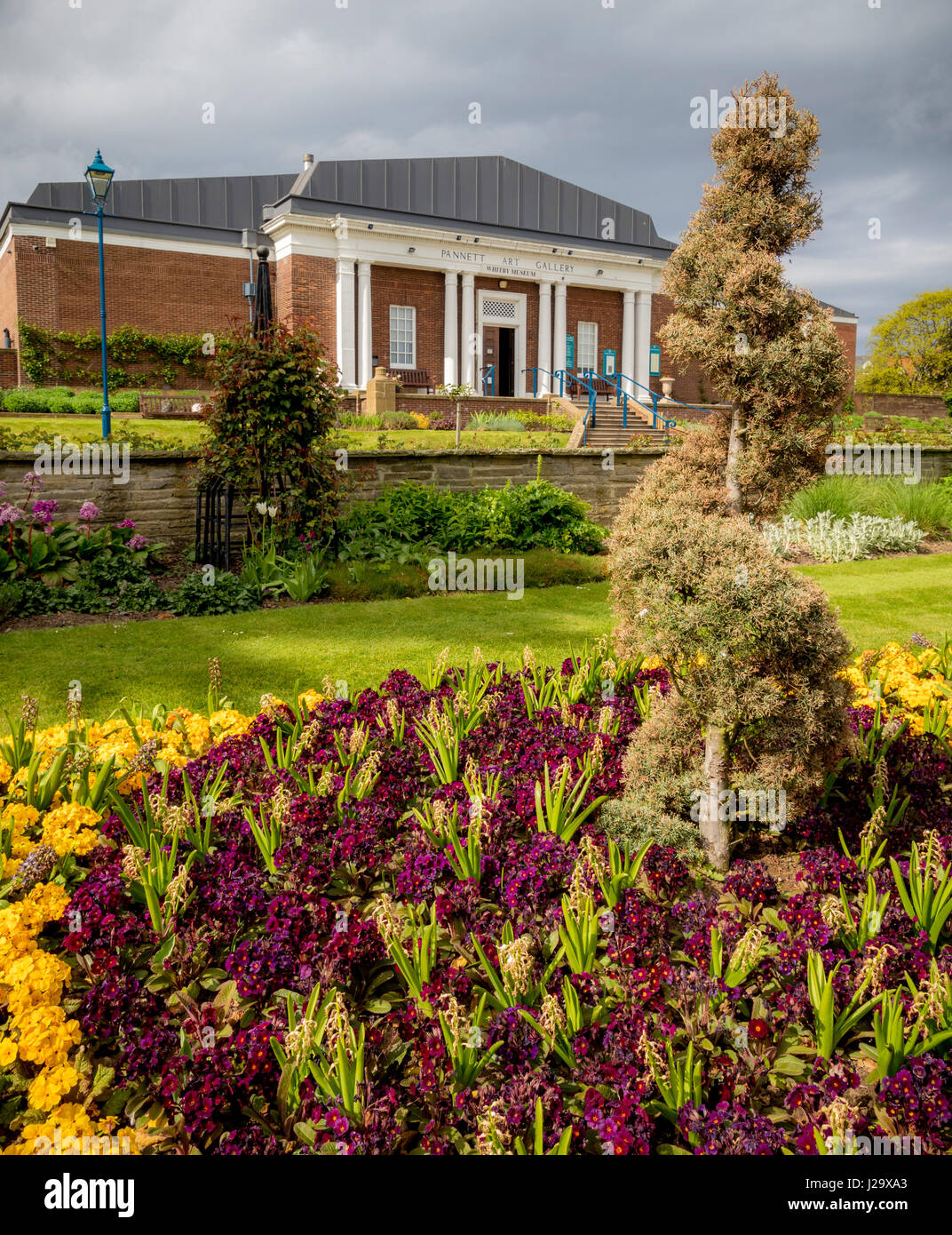 Whitby pannett art gallery hi-res stock photography and images - Alamy