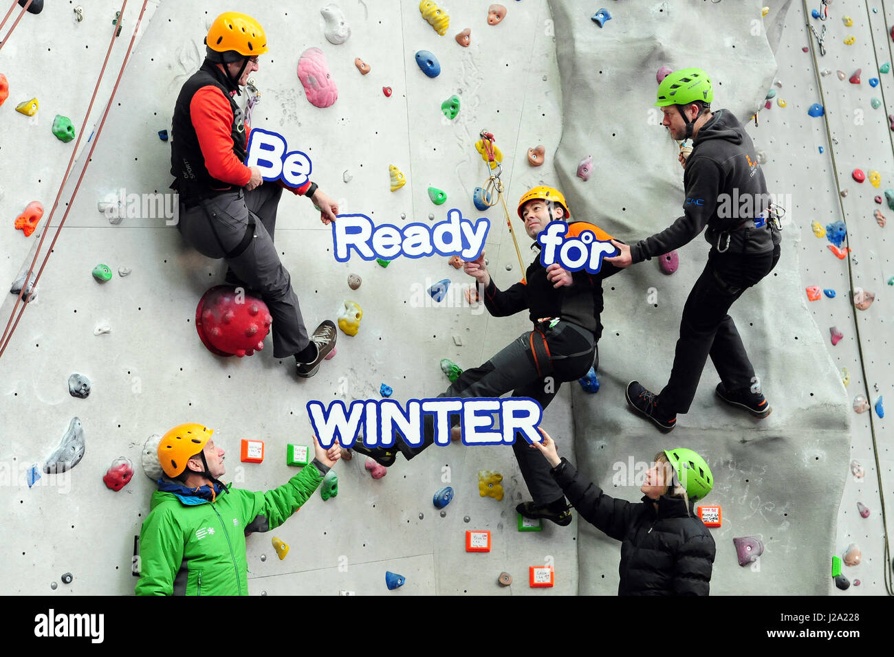 Scottish Minister for Sport Shona Robison (Bottom R) and Mark Diggins ...