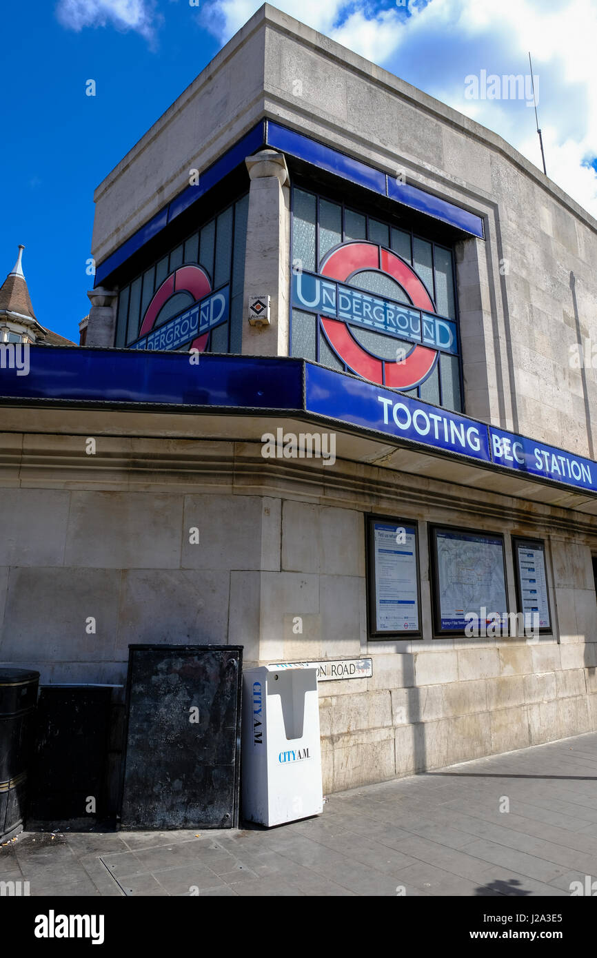Tooting bec tube station hi-res stock photography and images - Alamy