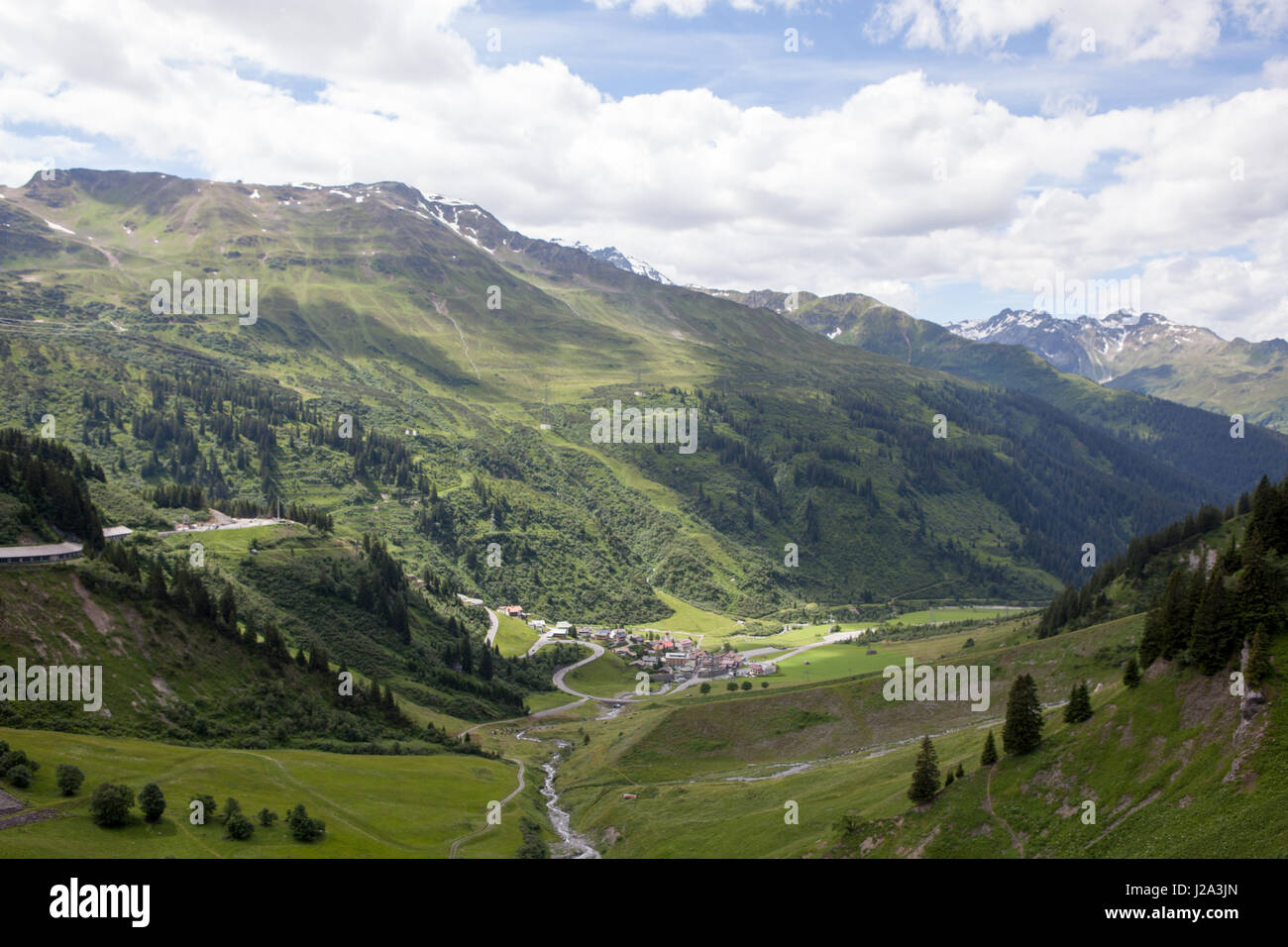 Deep valleys hi-res stock photography and images - Alamy