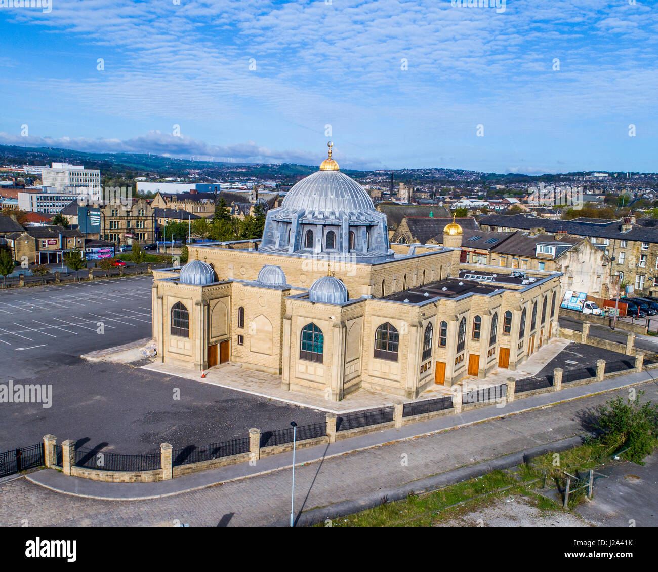 Jamiyat Tabligh-Ul-Islam Central Mosque Bradford Stock Photo - Alamy