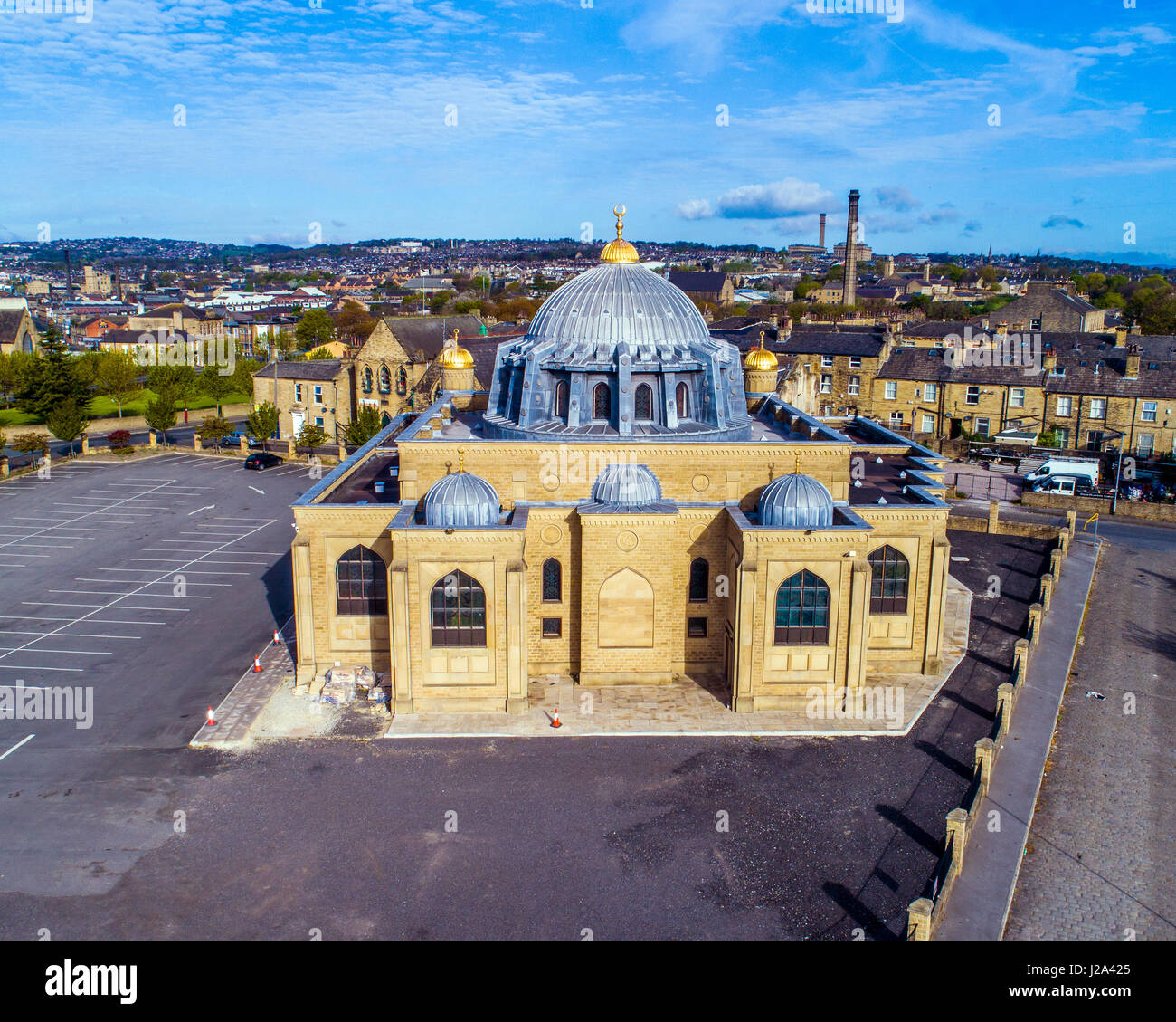 Jamiyat Tabligh-Ul-Islam Central Mosque Bradford Stock Photo - Alamy