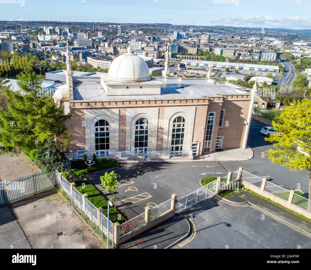 Bradford aerial hi-res stock photography and images - Alamy