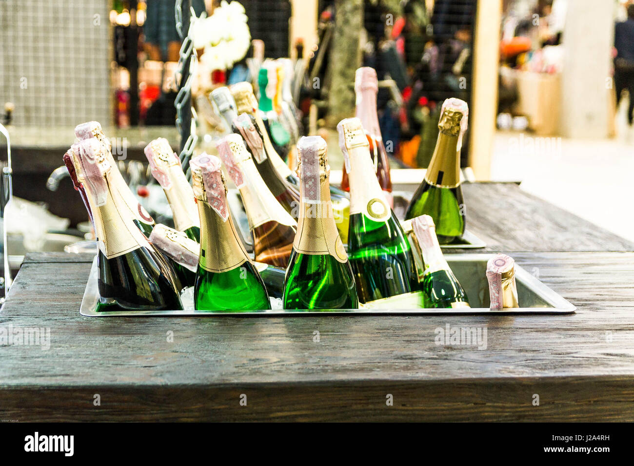 Many bottles of champagne Stock Photo - Alamy