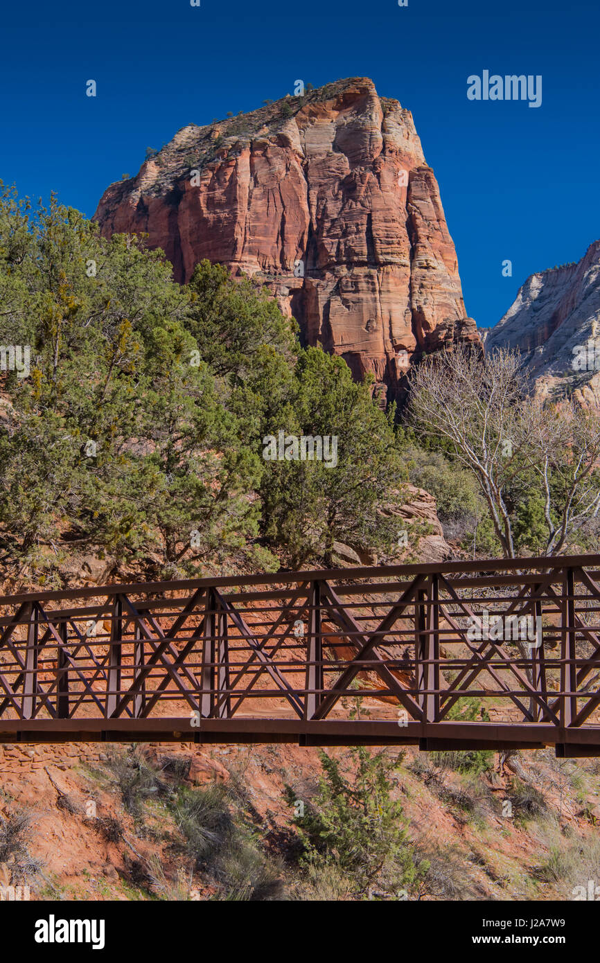 Bridge Below Angel's Landing Stock Photo - Alamy