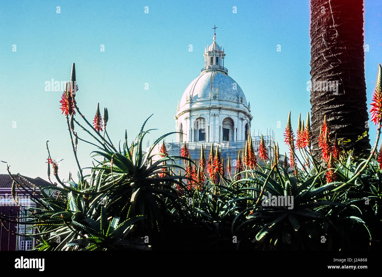 The Church of Santa Engrácia is a 17th-century monument in Lisbon ...