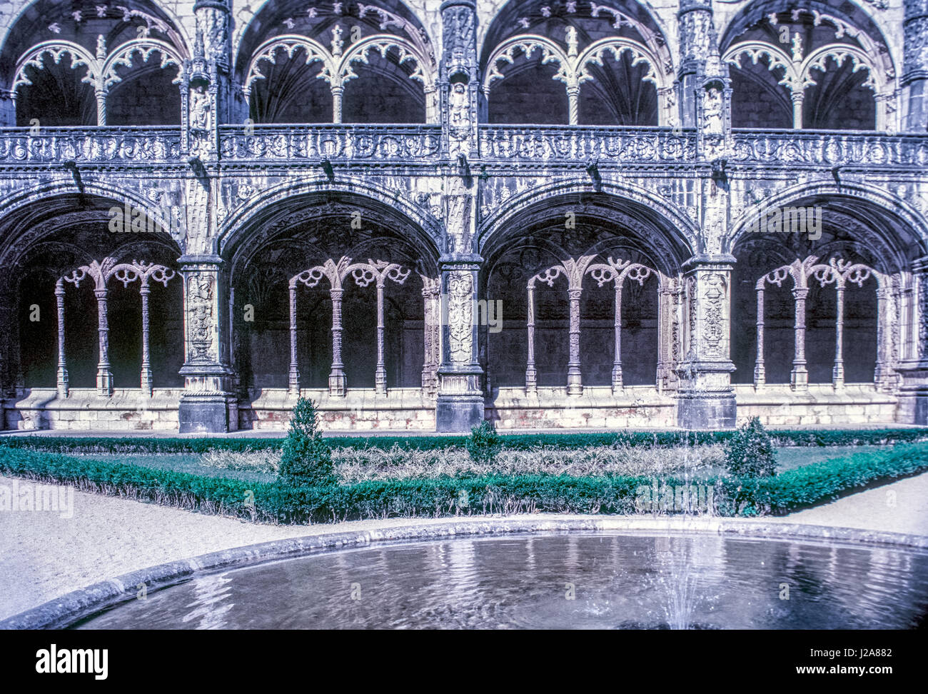 Examples of the portuguese late gothic manueline style of architecture ...