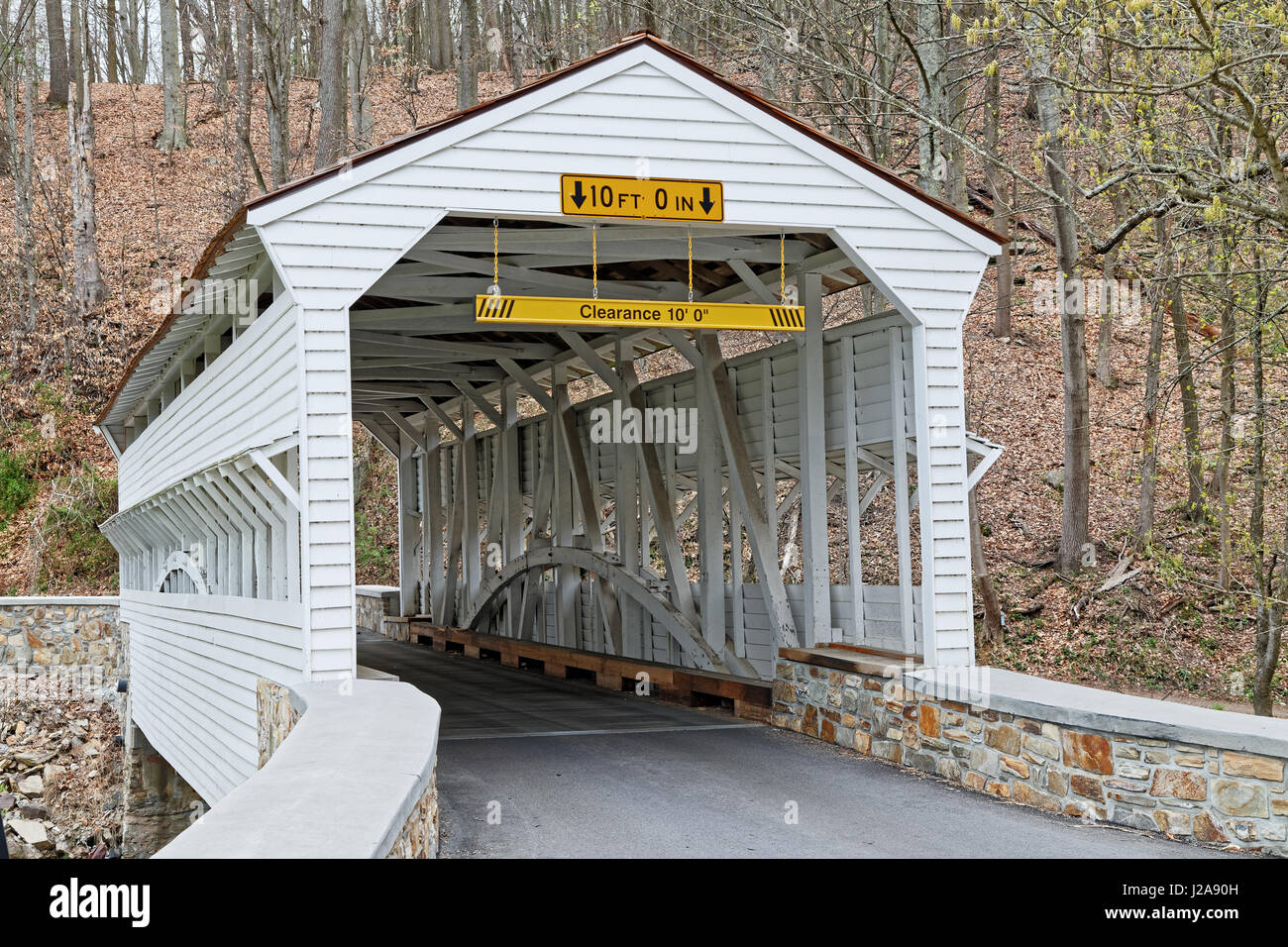 The Knox Covered Bridge in Valley Forge National Historical Park spans ...