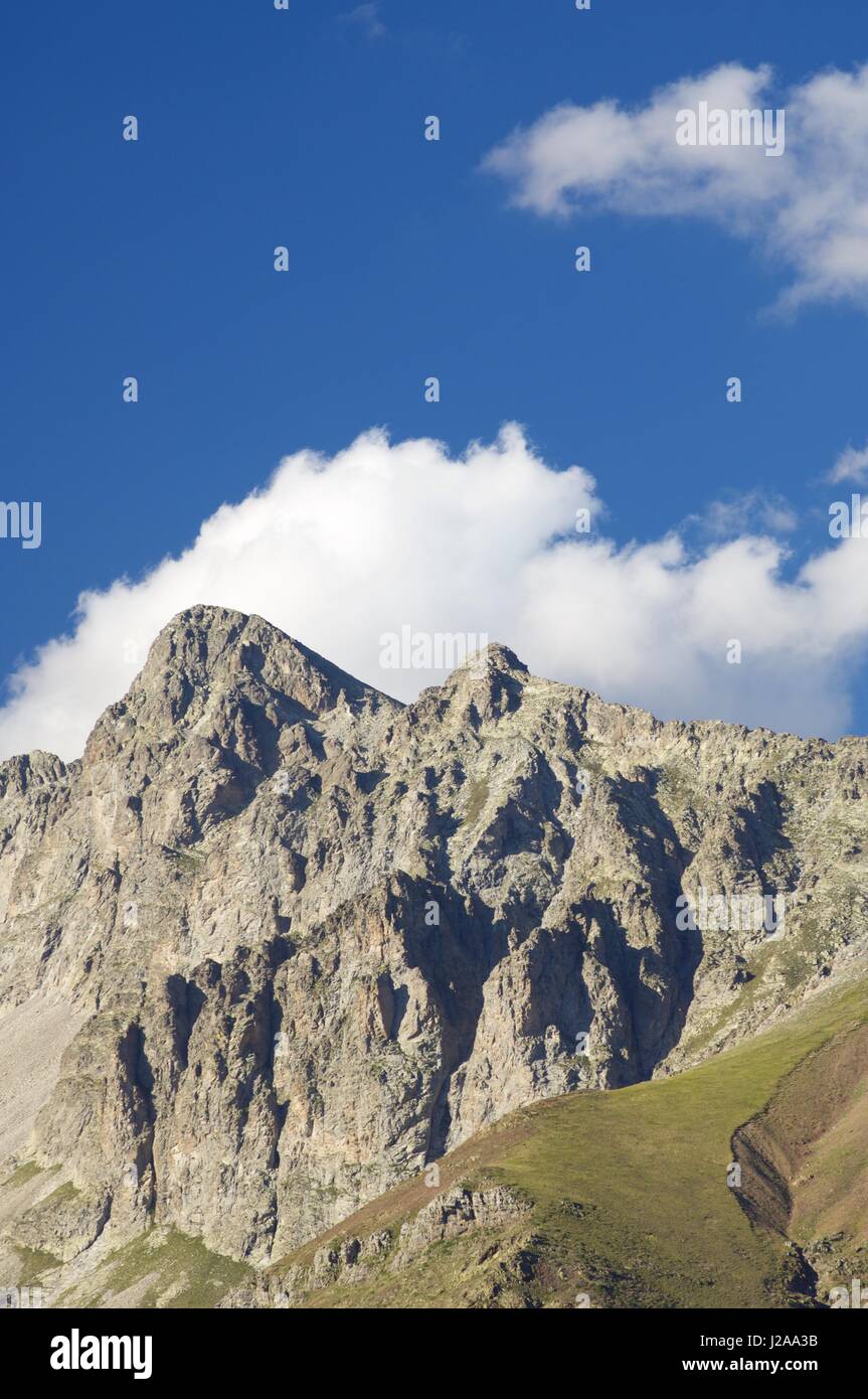 Benasque valley huesca spain hi-res stock photography and images - Alamy