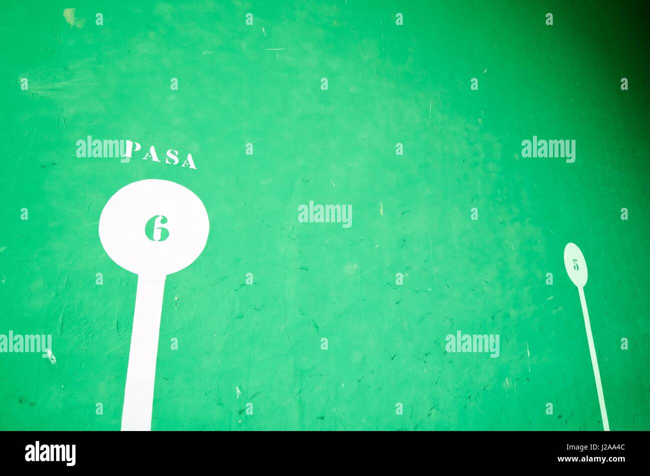 Basque pelota court hi-res stock photography and images - Alamy