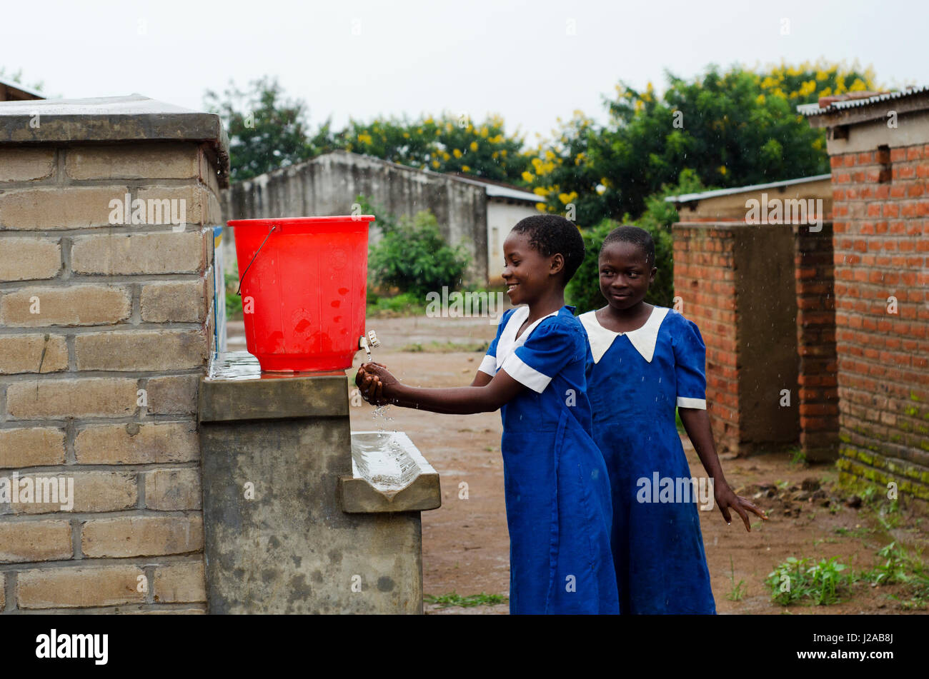 Student and washing hands hi-res stock photography and images - Alamy