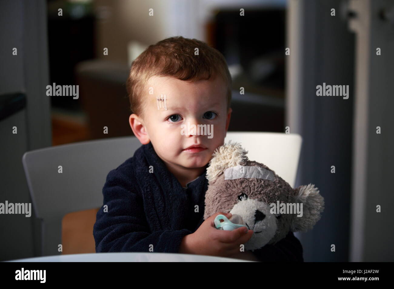 wounded young boy Stock Photo - Alamy