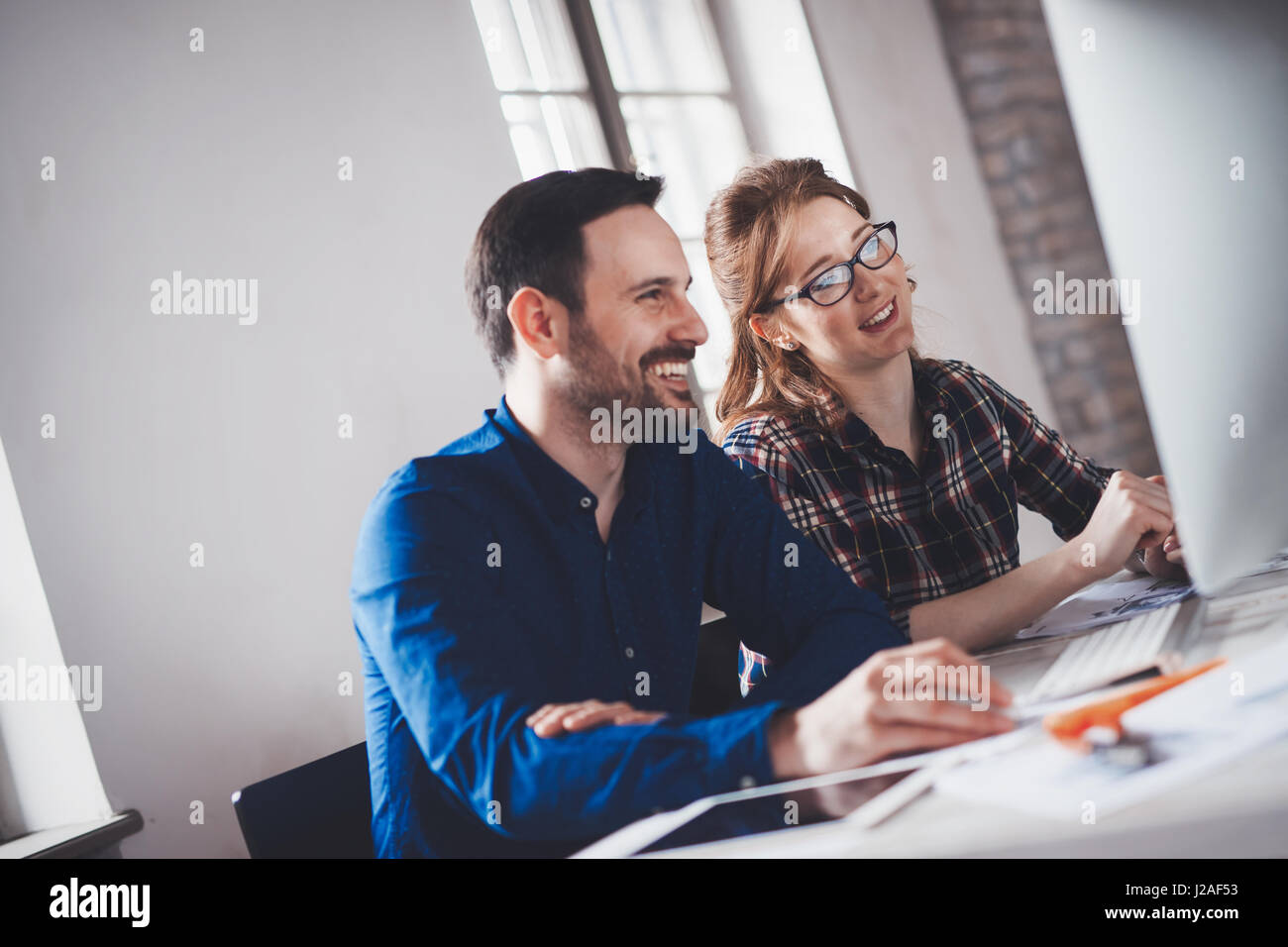 Office start hi-res stock photography and images - Alamy
