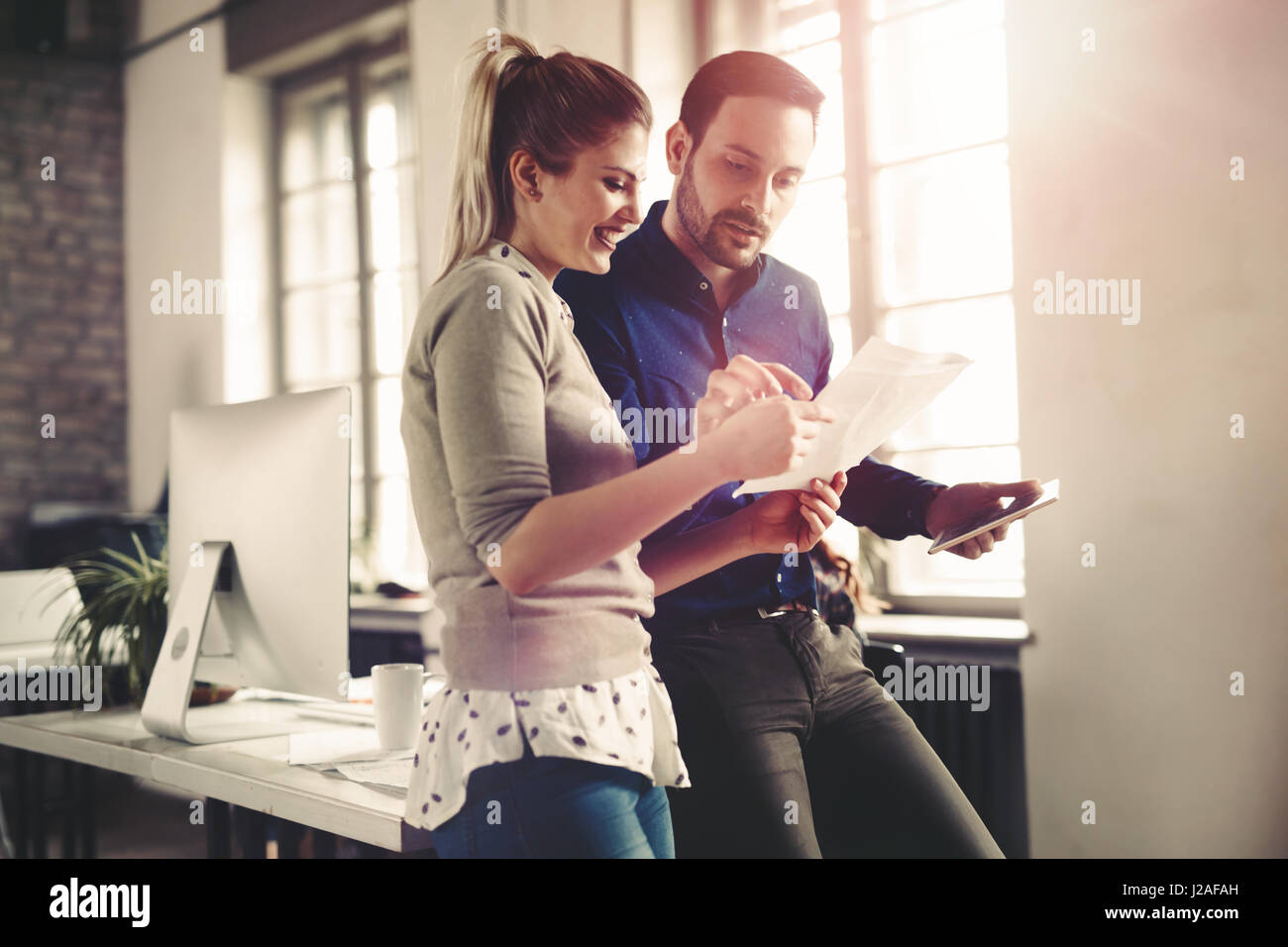 Sharing new ideas hi-res stock photography and images - Alamy