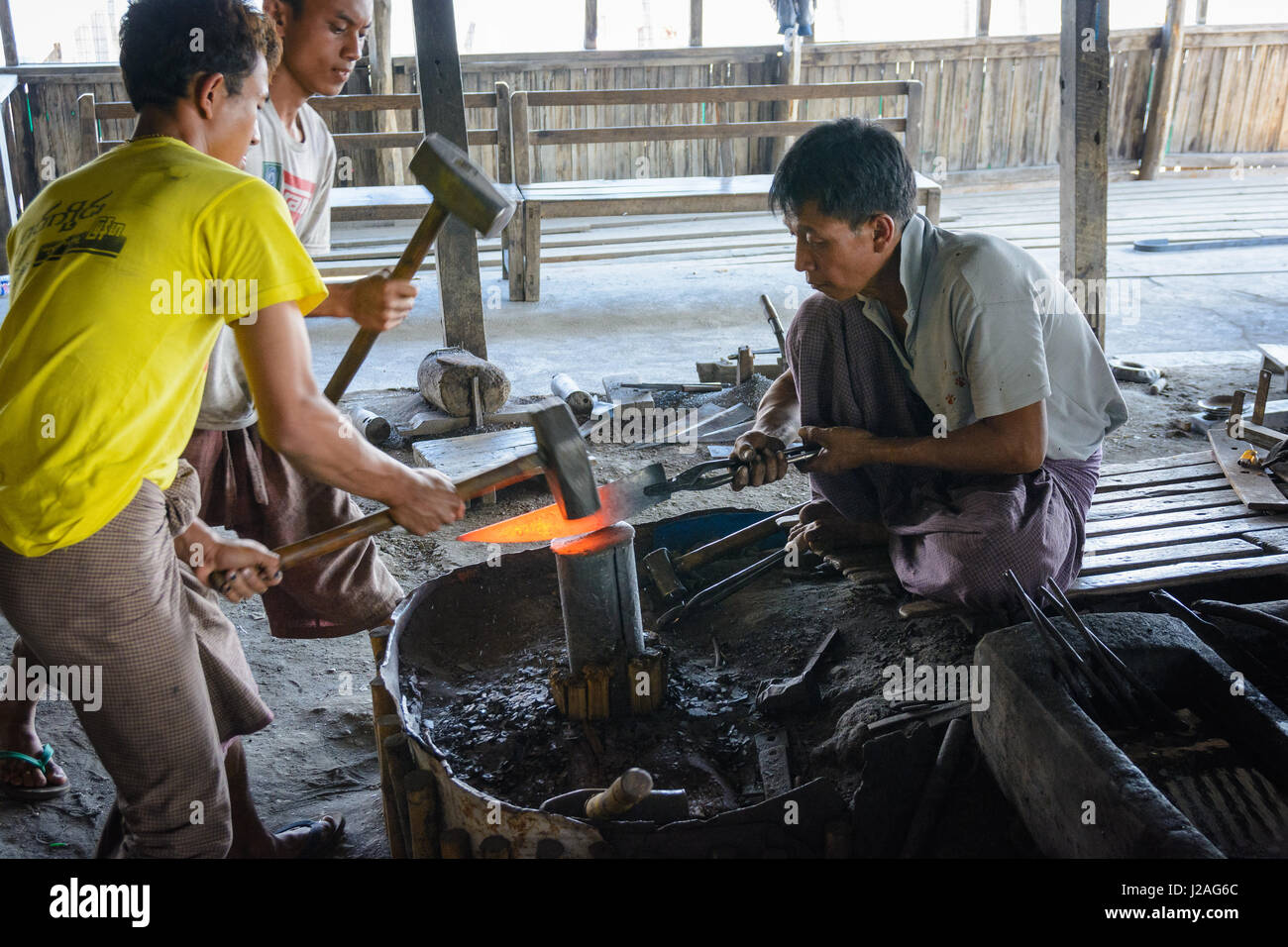 Myanmar (Burma), Shan, Taunggyi, blacksmith Stock Photo - Alamy