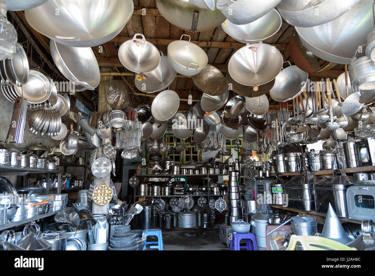 Kitchen utensil indonesia hi-res stock photography and images - Alamy