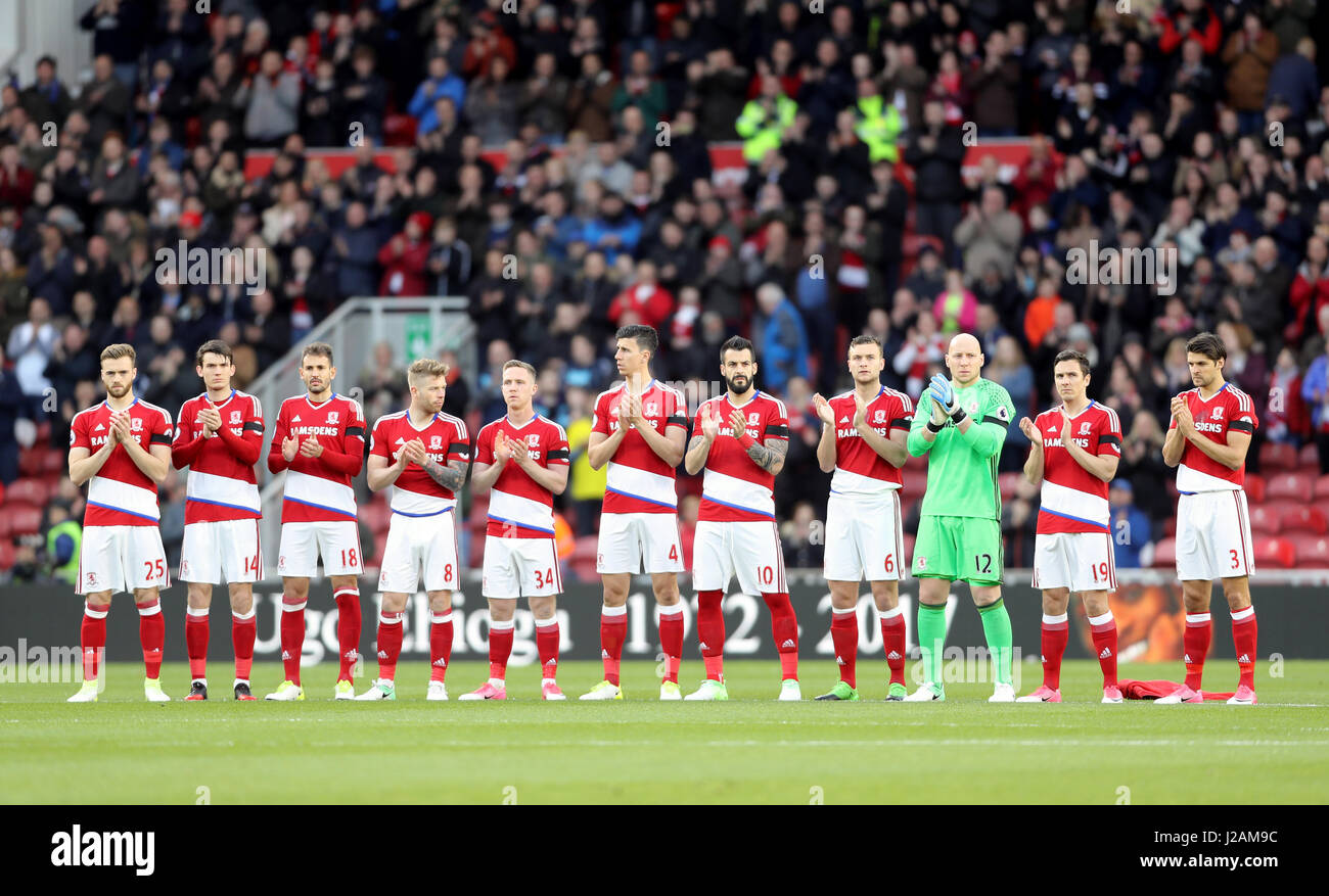 Middlesbrough players line up for a tribute to the late Ugo Ehiogu ...