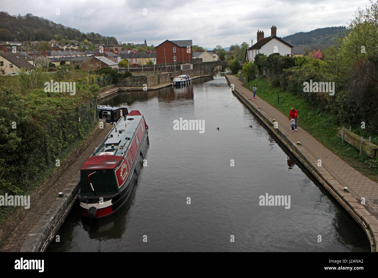 Monmouthshire and Brecon Town Canal Stock Photo - Alamy