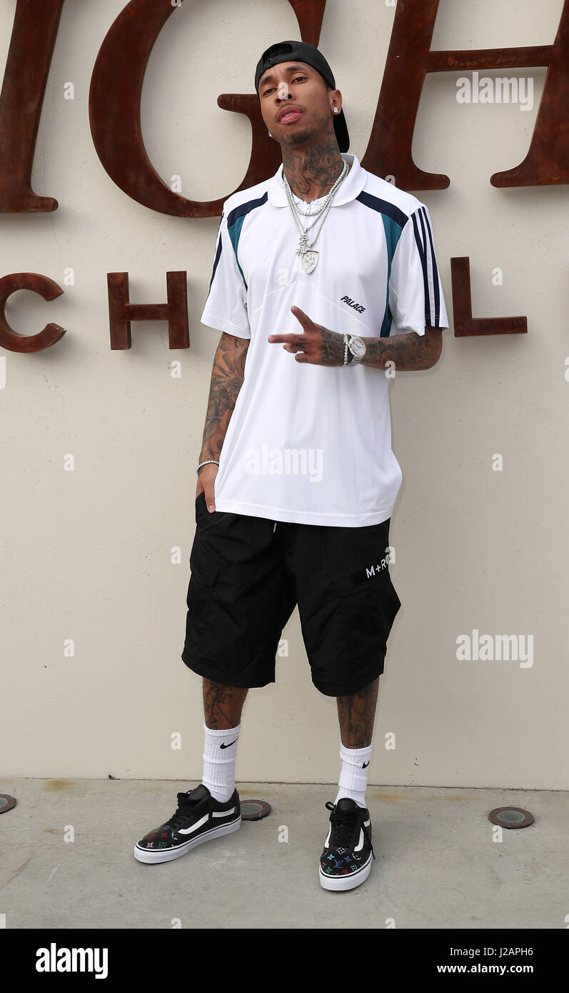Tyga Kicks Off DayLight Beach Club Grand Opening Weekend With His 2017 ...