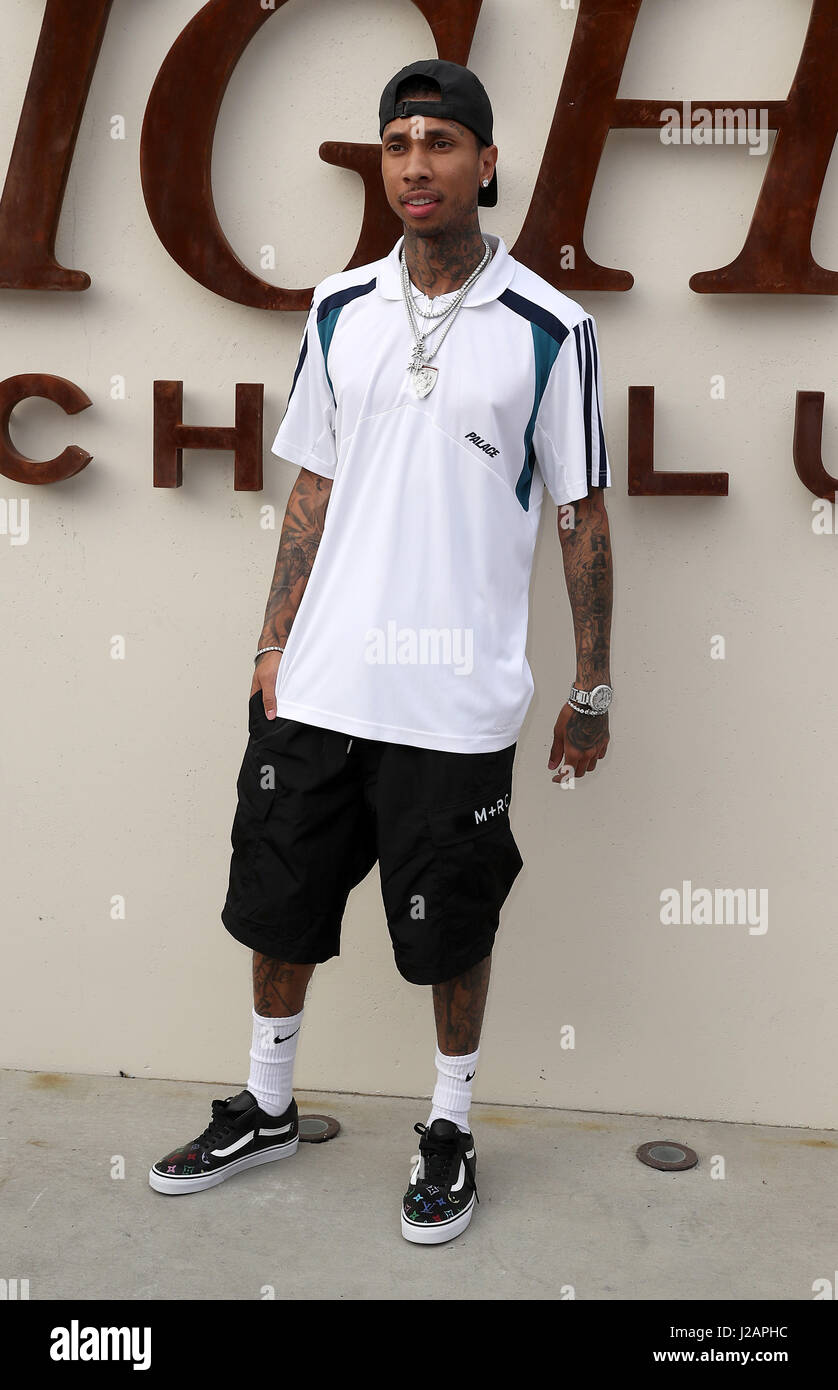 Tyga Kicks Off DayLight Beach Club Grand Opening Weekend With His 2017 ...