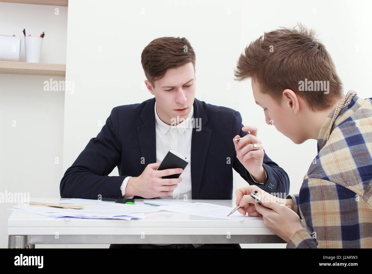 Business team meeting client hi-res stock photography and images - Alamy