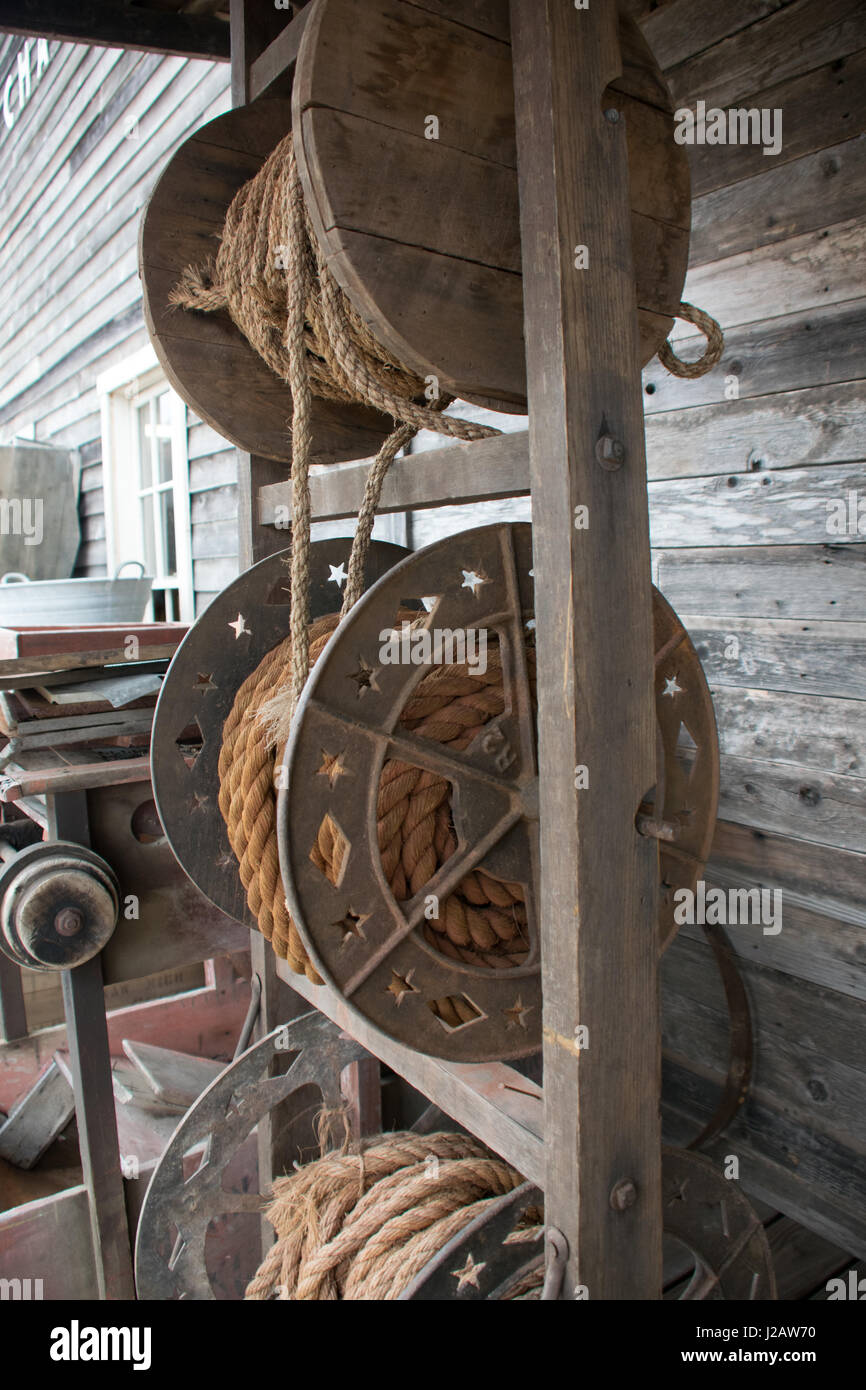 A hank of rope Stock Photo - Alamy