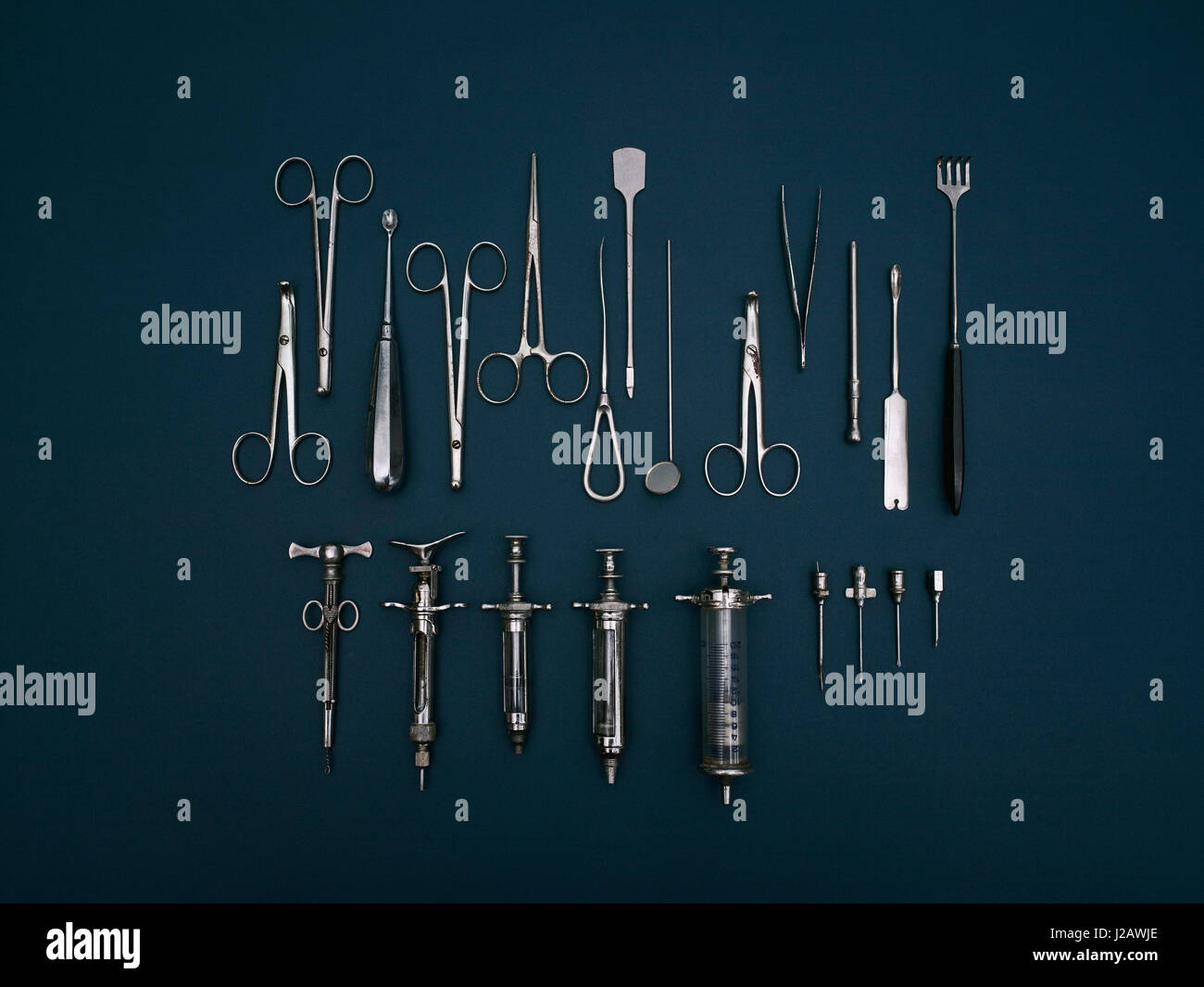 Medical tools hi-res stock photography and images - Alamy